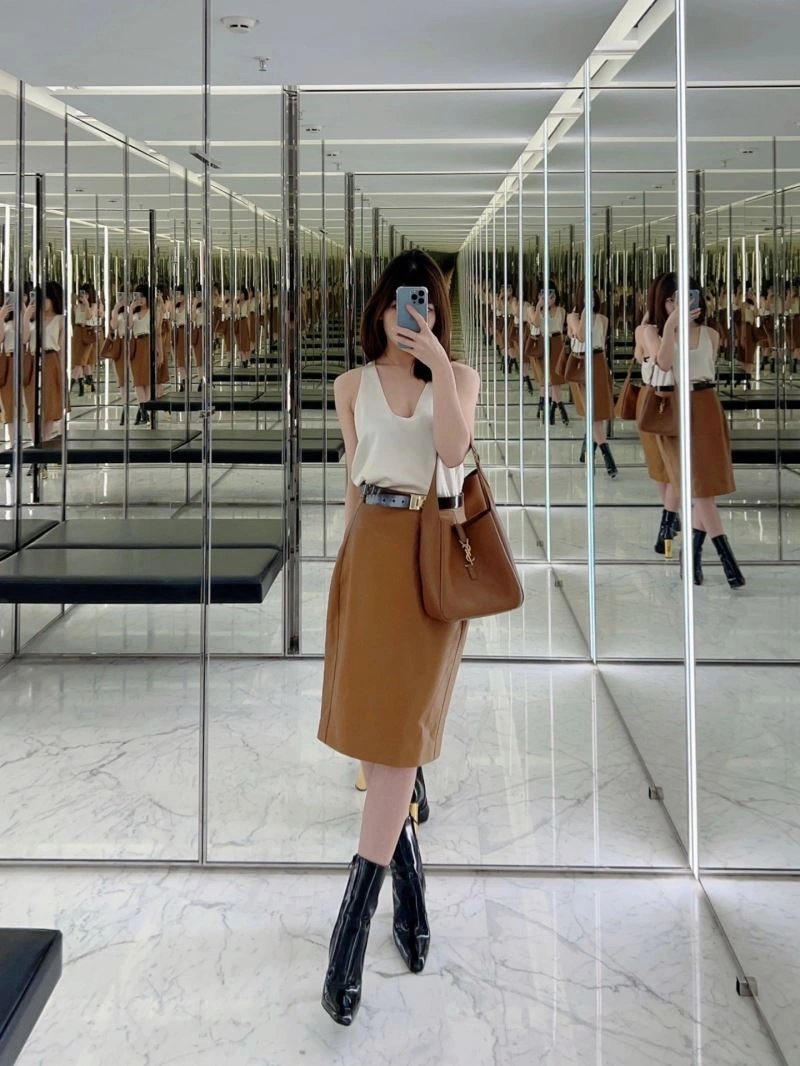 Brand-authenticated YSL Hobo Bags