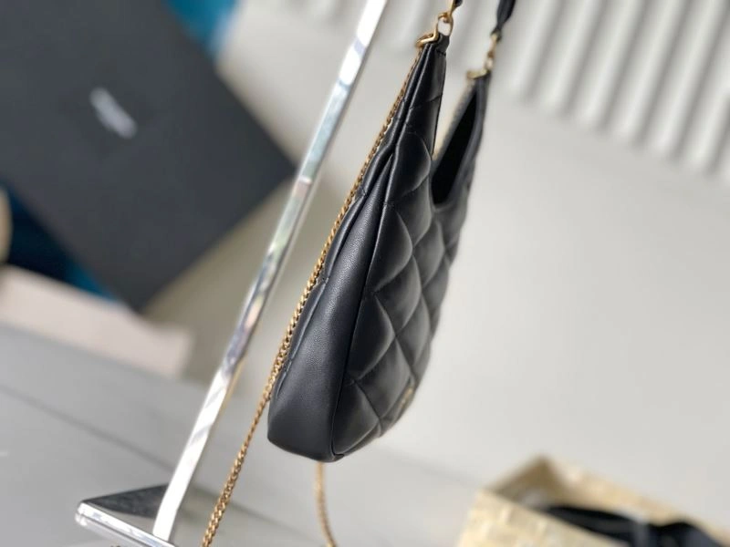 Cut-rate YSL Hobo Bags