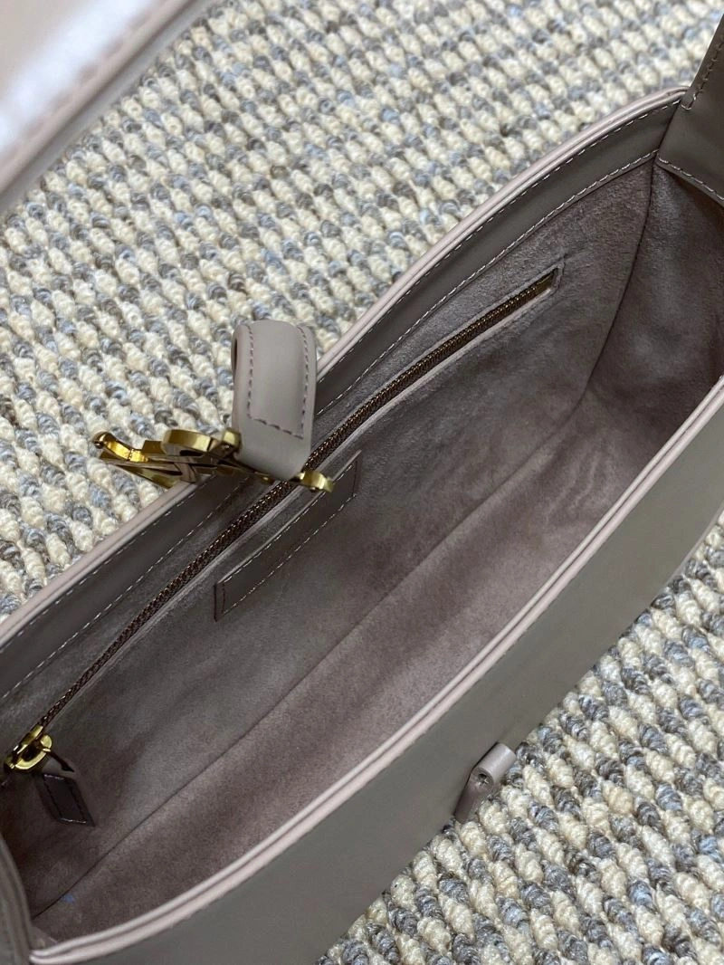 Indistinguishable YSL Le5A7 Bags