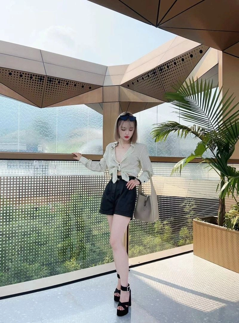 Economical YSL Le5A7 Bags