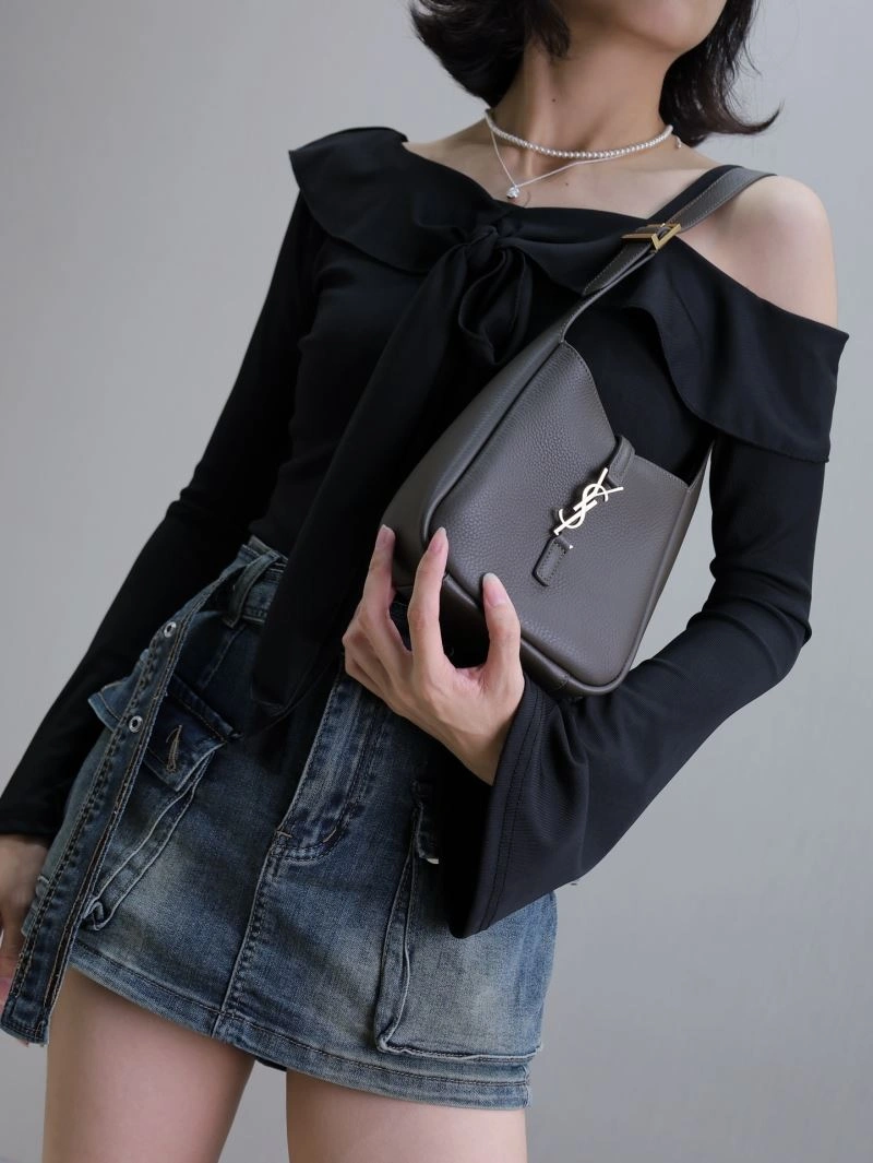 Accurate model YSL Le5A7 Bags