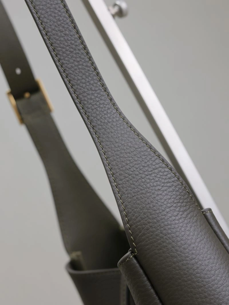Accurate model YSL Le5A7 Bags