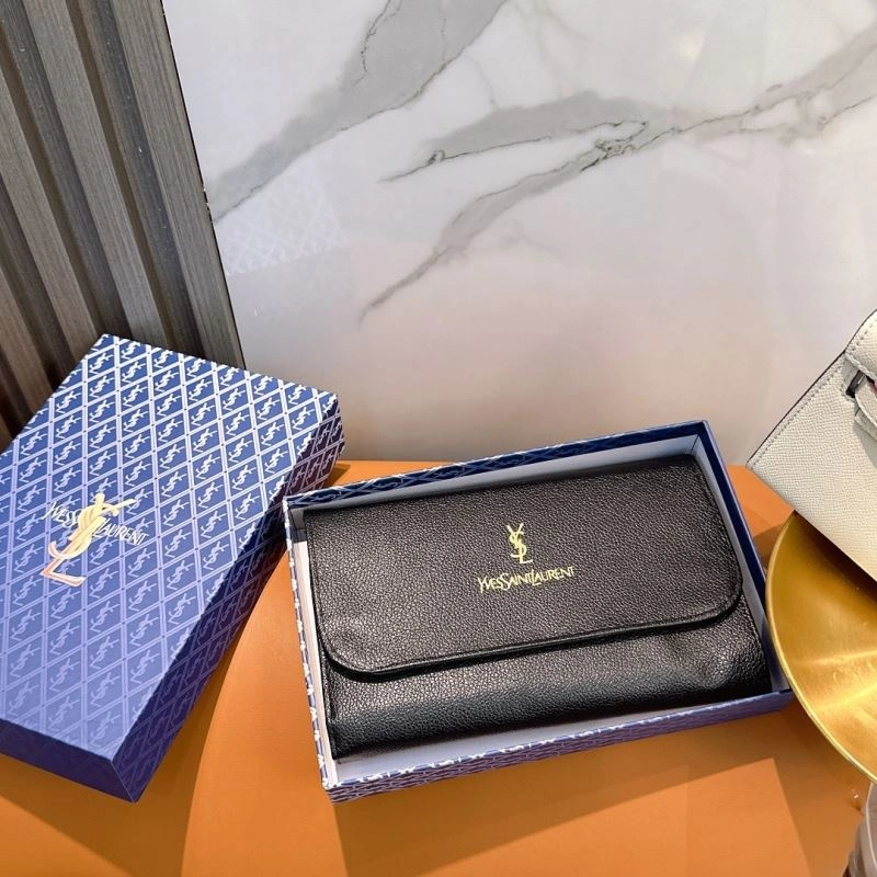 Cut-rate YSL Makeup Brushe