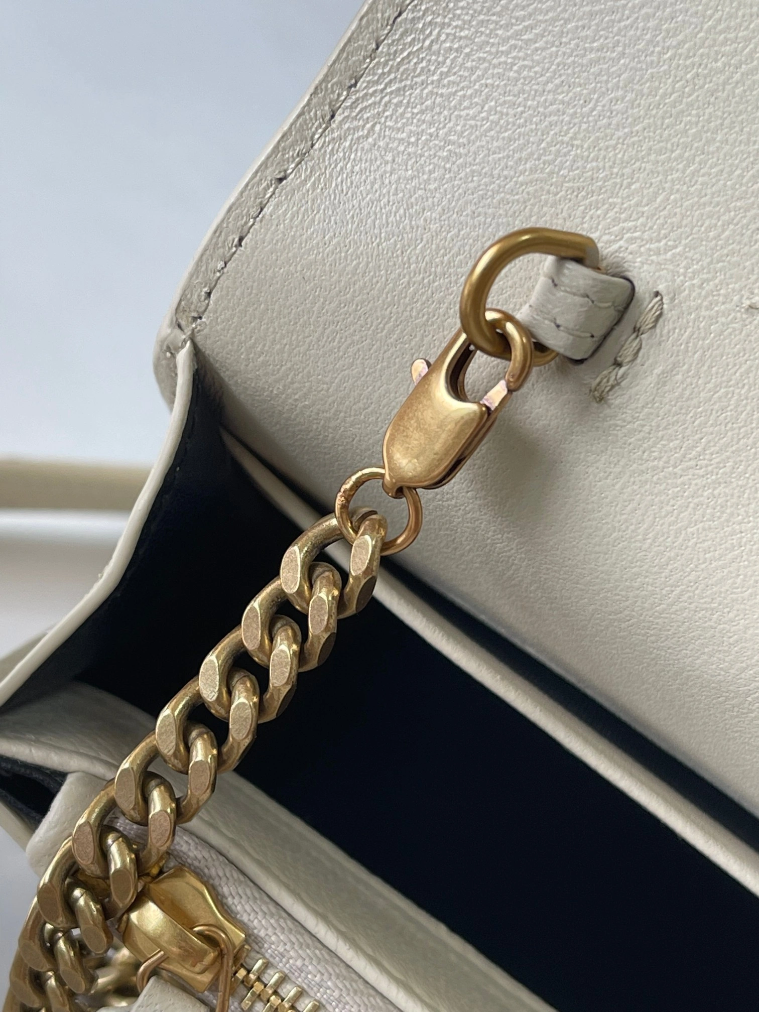 Cut-rate YSL Satchel Bags