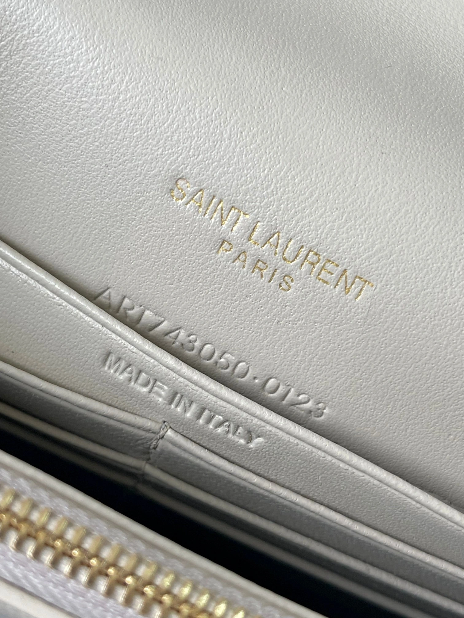 Cut-rate YSL Satchel Bags
