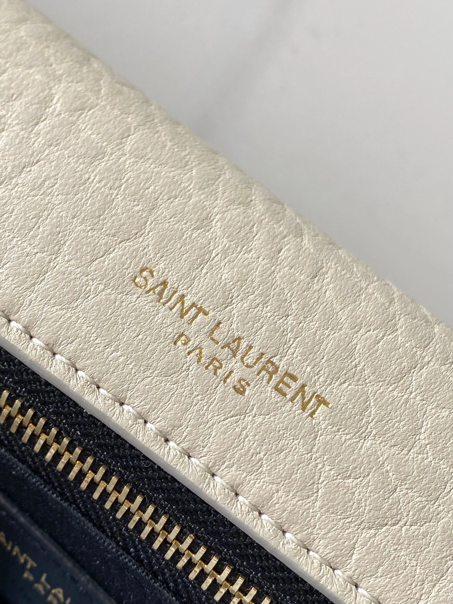 Cut-rate YSL Satchel Bags
