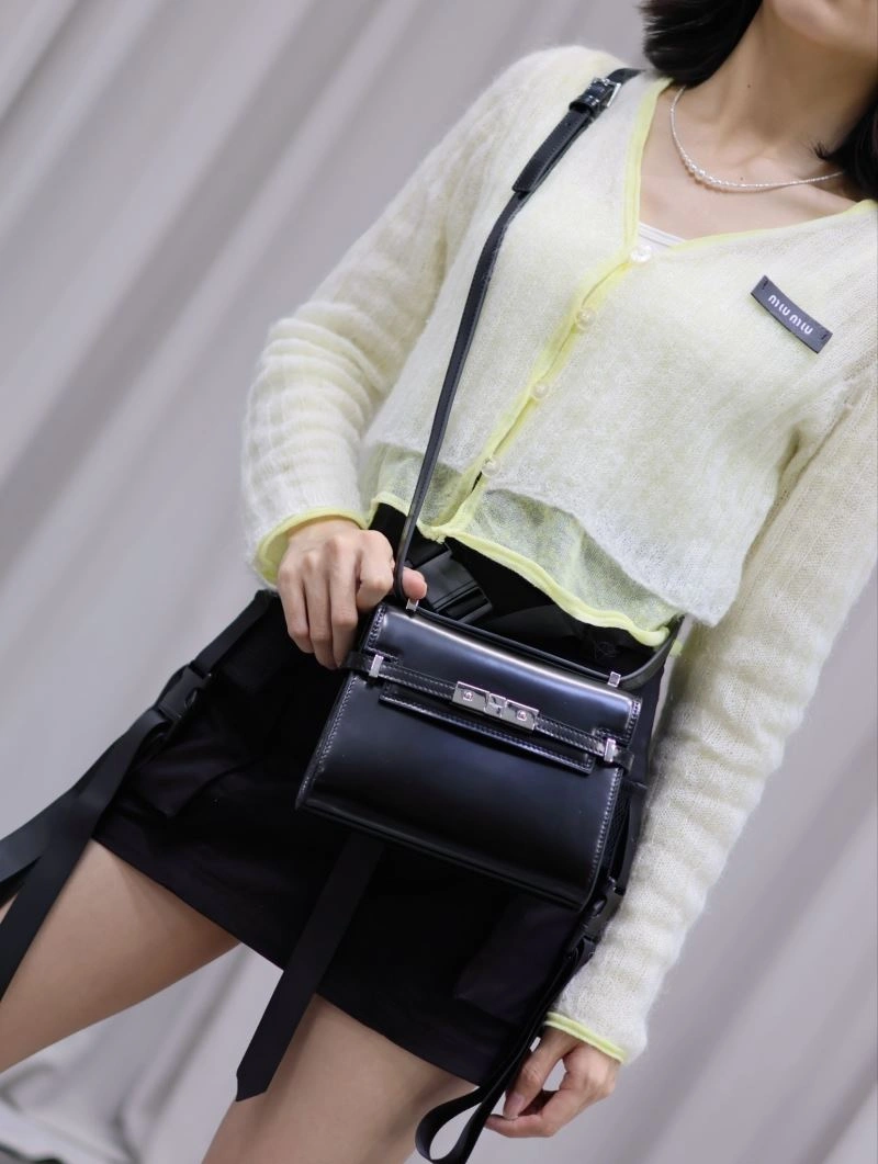 Reasonably priced YSL Satchel Bags