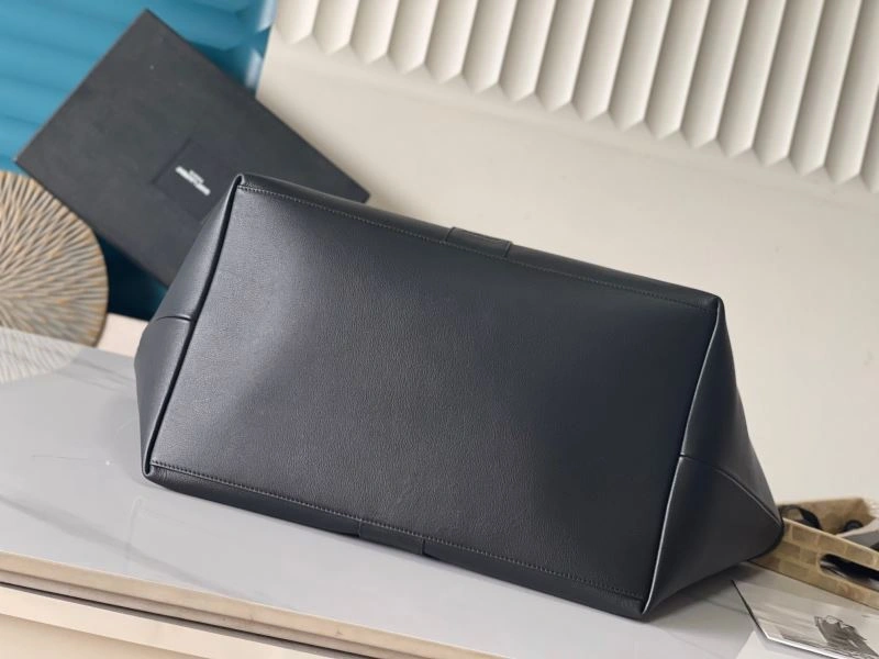 Top mirror YSL Shopping Bags
