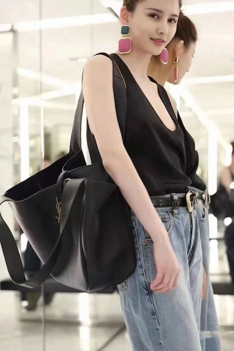 Bargain YSL Shopping Bags