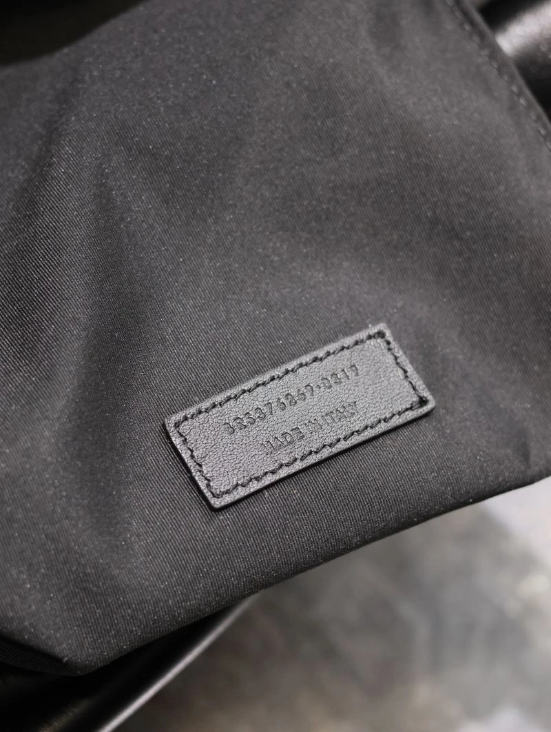 Reasonably priced YSL Shopping Bags