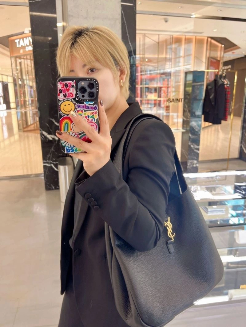 Top mirror YSL Shopping Bags