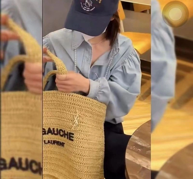 Cut-rate YSL Shopping Bags