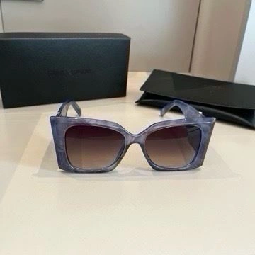 Cut-rate YSL Sunglasses