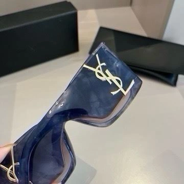 Cut-rate YSL Sunglasses
