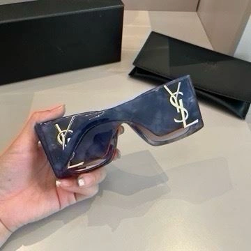 Cut-rate YSL Sunglasses