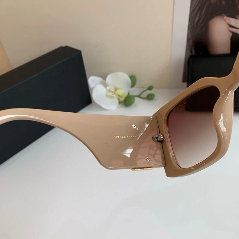 Accurate model YSL Sunglasses