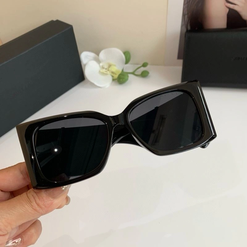 Precise copy YSL Sunglasses