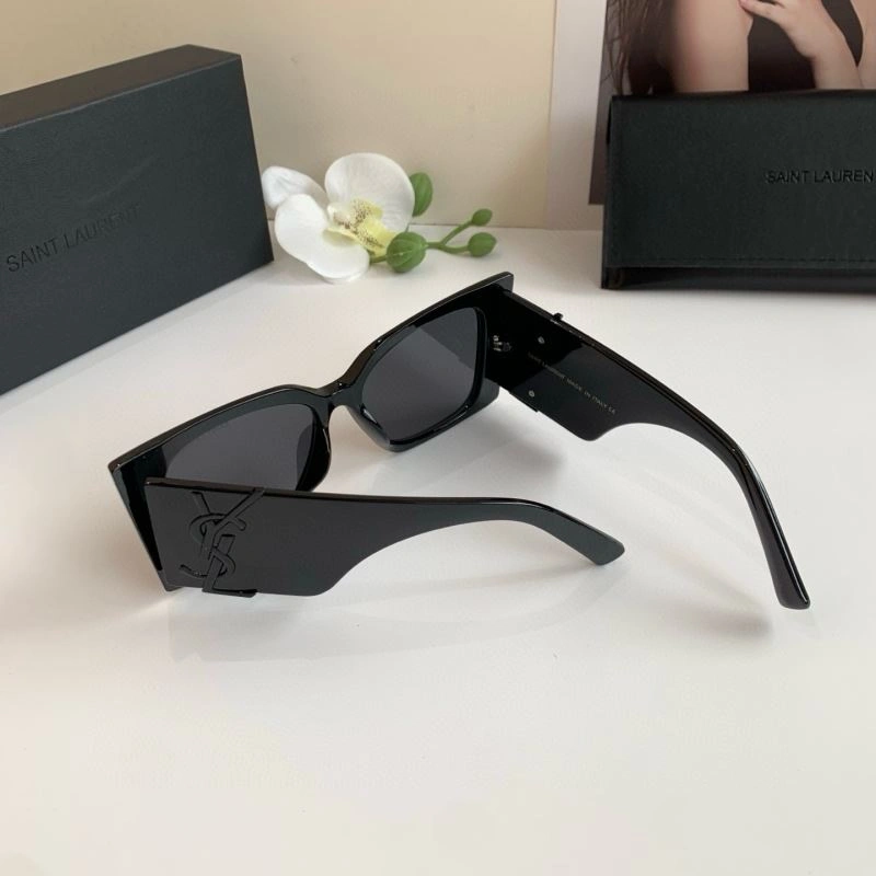 Precise copy YSL Sunglasses