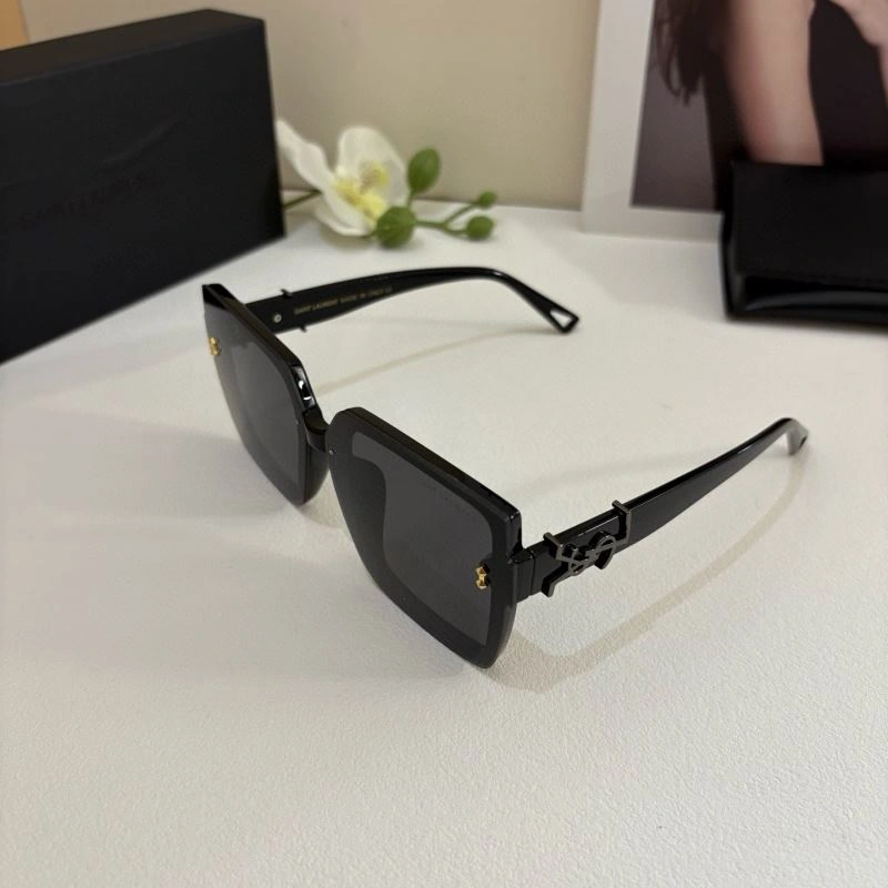 Inexpensive YSL Sunglasses