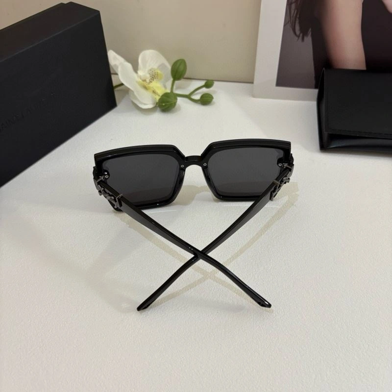 Inexpensive YSL Sunglasses