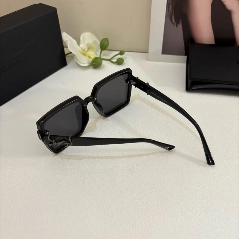 Inexpensive YSL Sunglasses