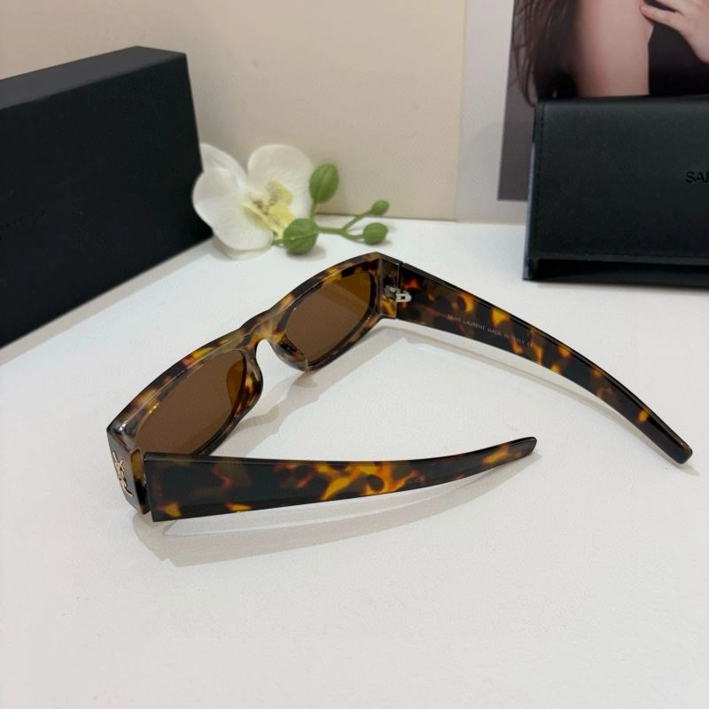 Factory-made YSL Sunglasses