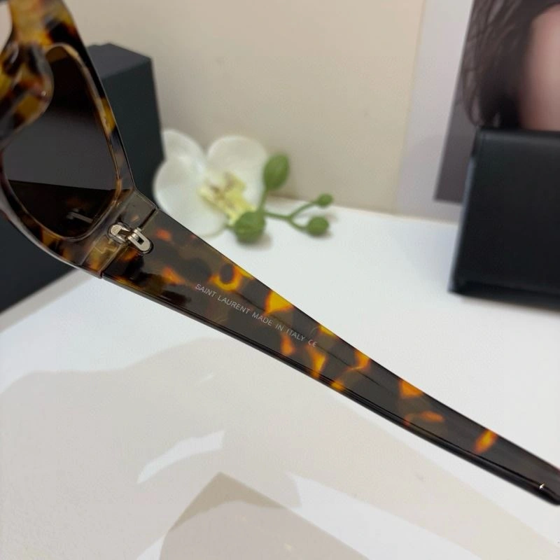 Factory-made YSL Sunglasses