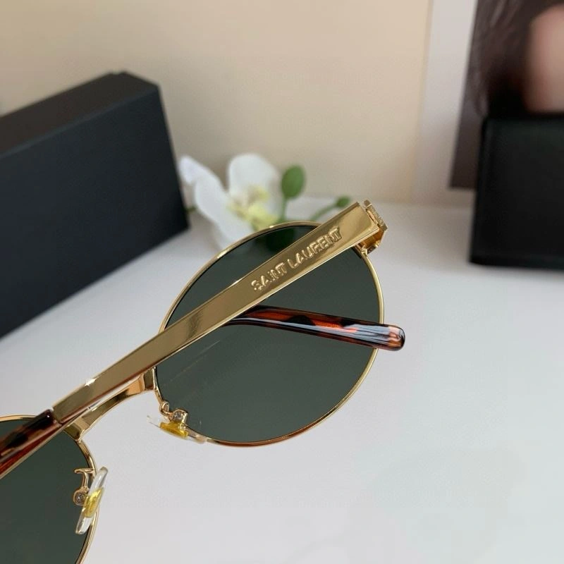 Cut-rate YSL Sunglasses