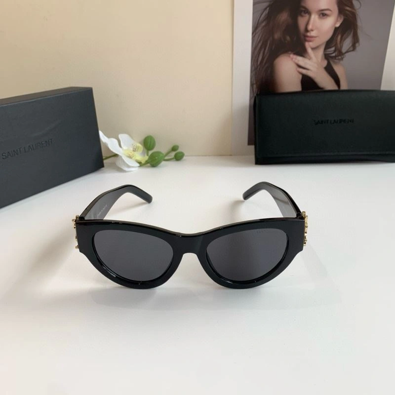 Precise copy YSL Sunglasses