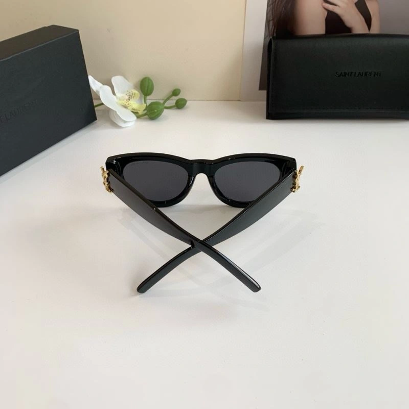 Precise copy YSL Sunglasses