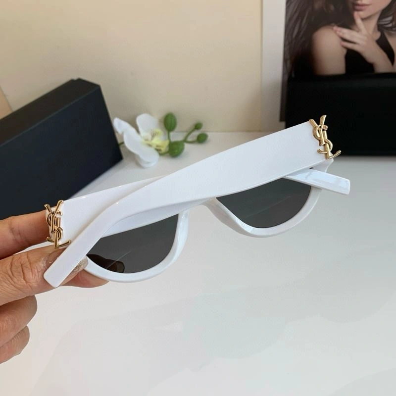 Top match YSL Sunglasses