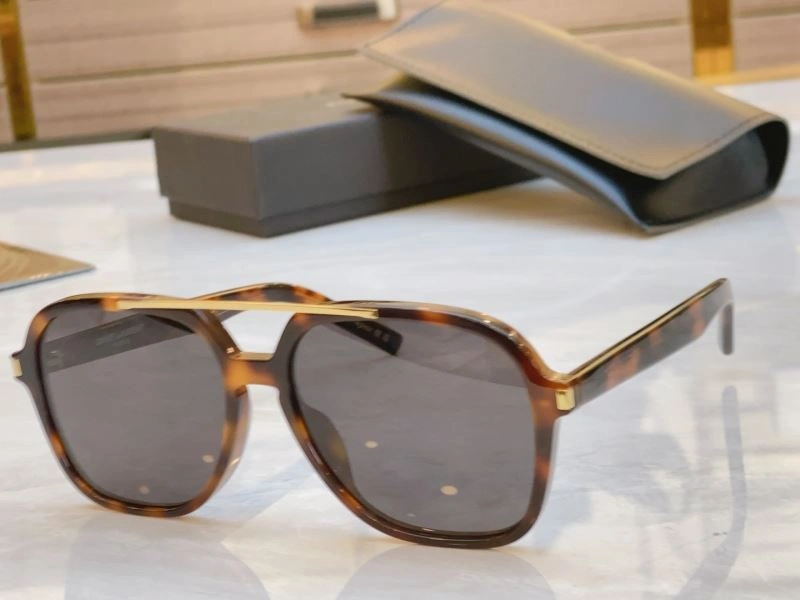 Low-cost YSL Sunglasses