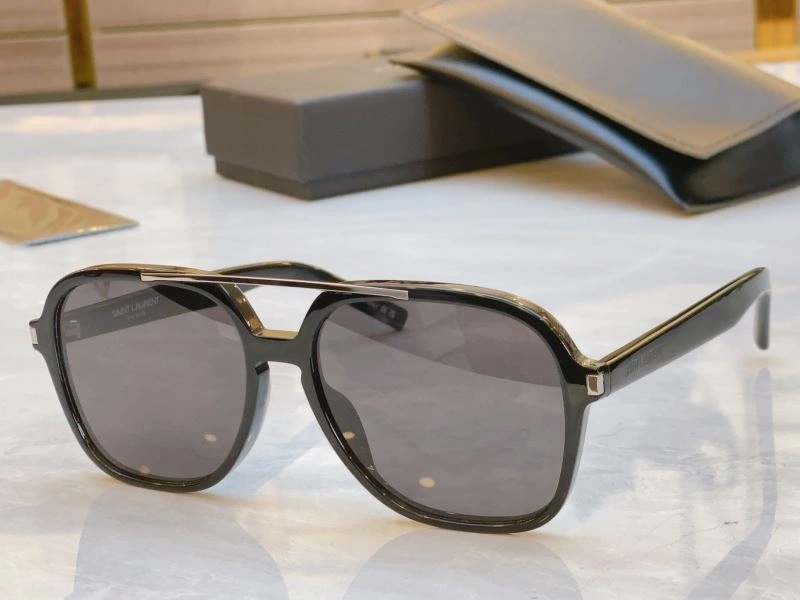 Low-cost YSL Sunglasses
