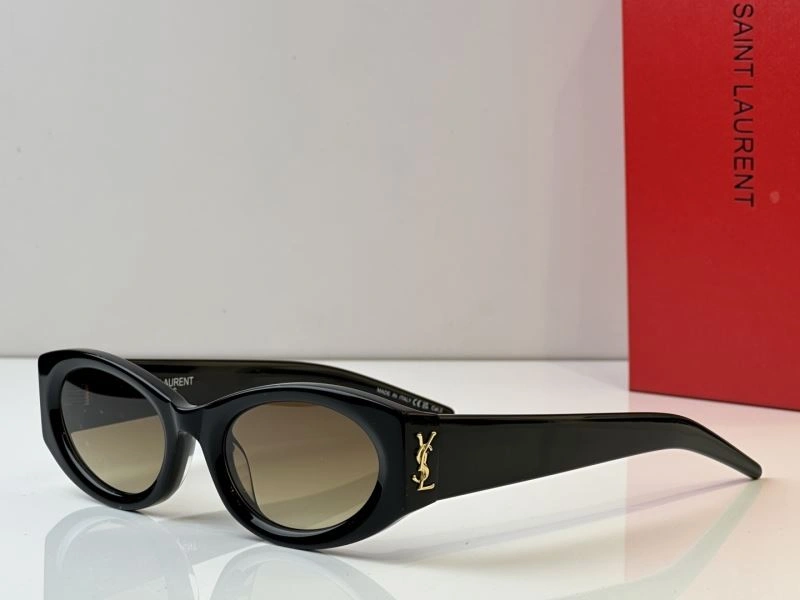 Low-cost YSL Sunglasses