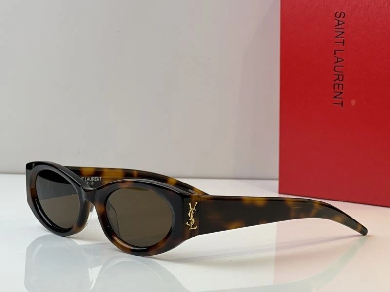 Low-cost YSL Sunglasses