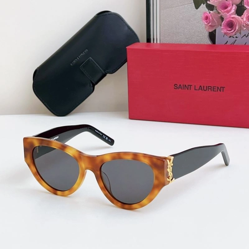 Accurate model YSL Sunglasses