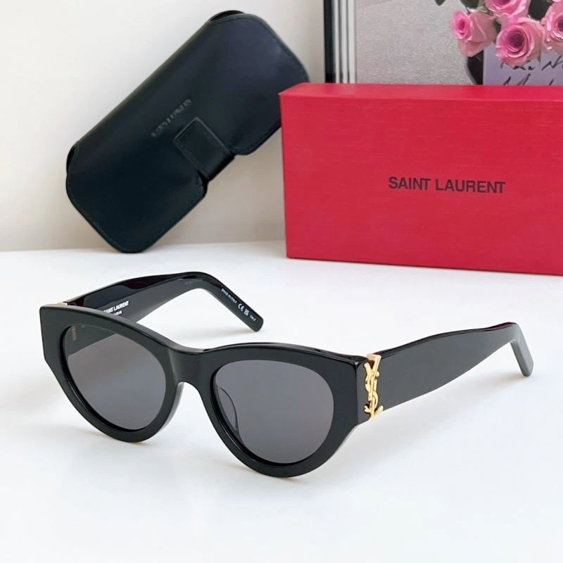 Accurate model YSL Sunglasses