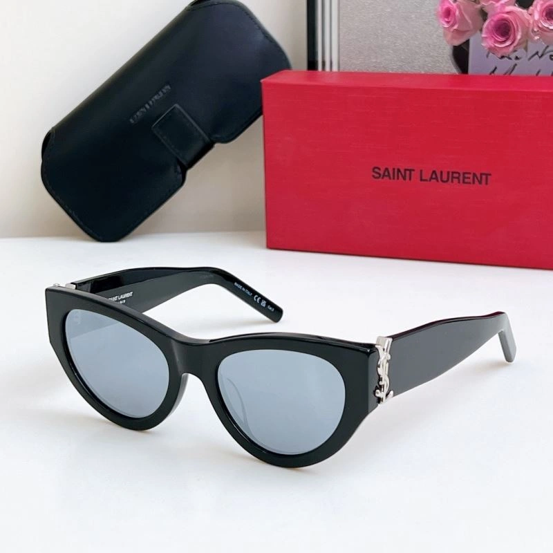 Accurate model YSL Sunglasses