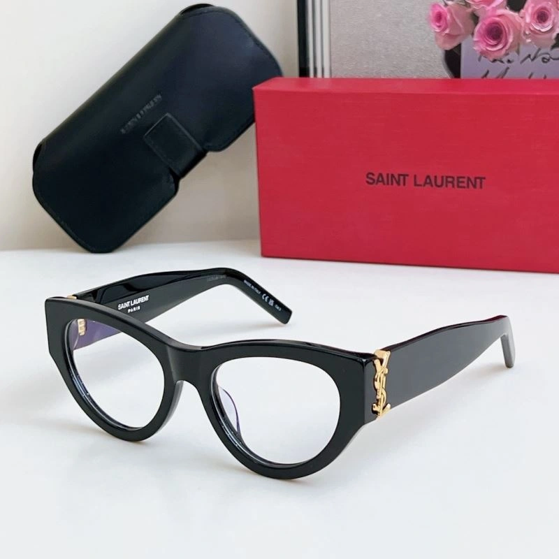 Accurate model YSL Sunglasses