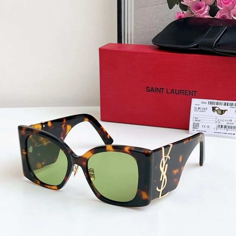 Exact replica YSL Sunglasses