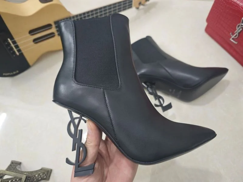 Bargain Ysl Boots