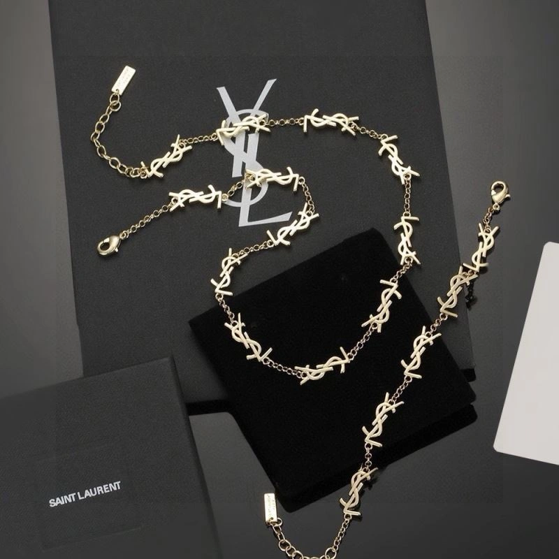 Accurate model Ysl Bracelets