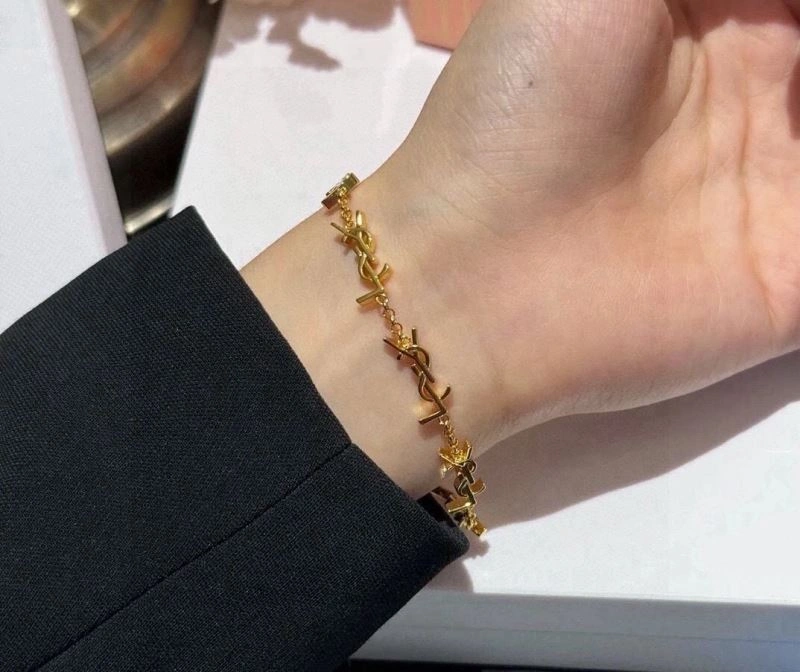 Accurate model Ysl Bracelets