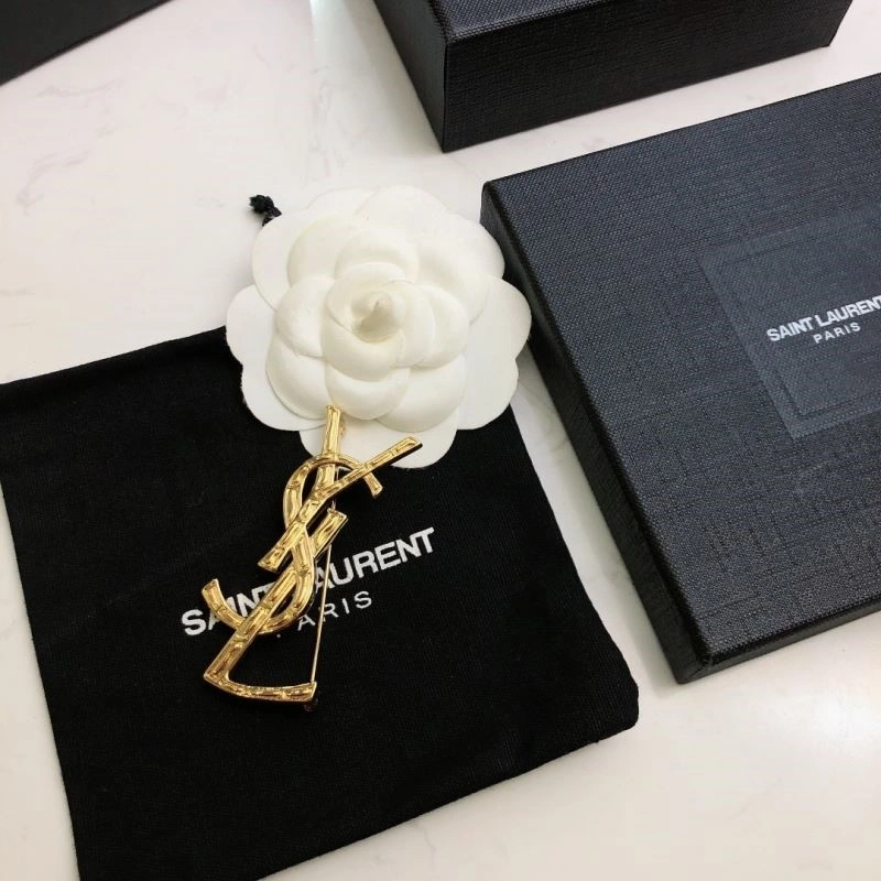 Top match Ysl Brooches