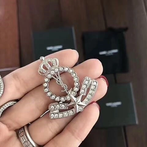 Top match Ysl Brooches