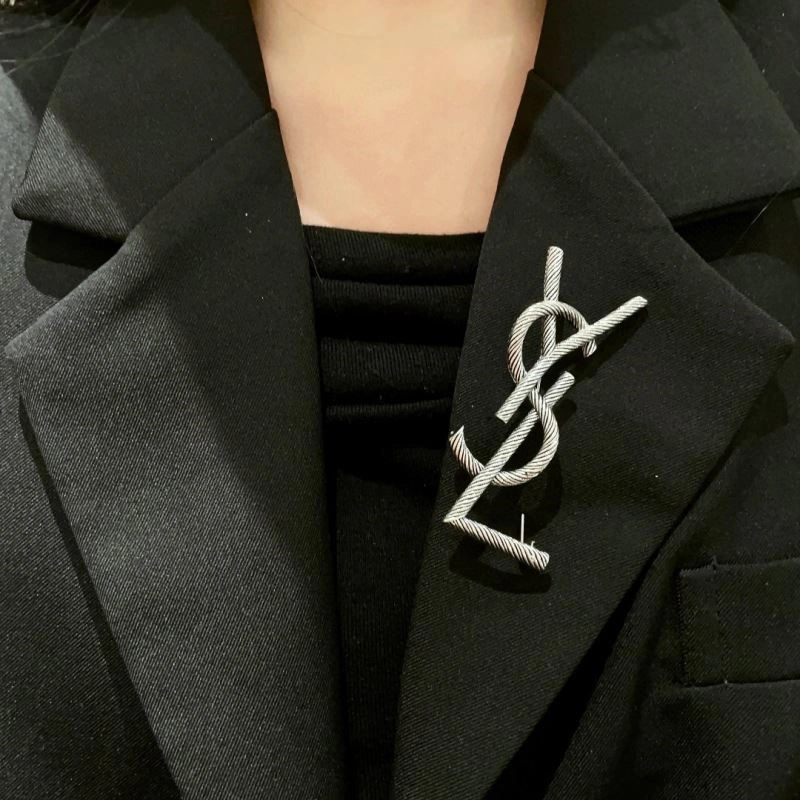 Accurate model Ysl Brooches