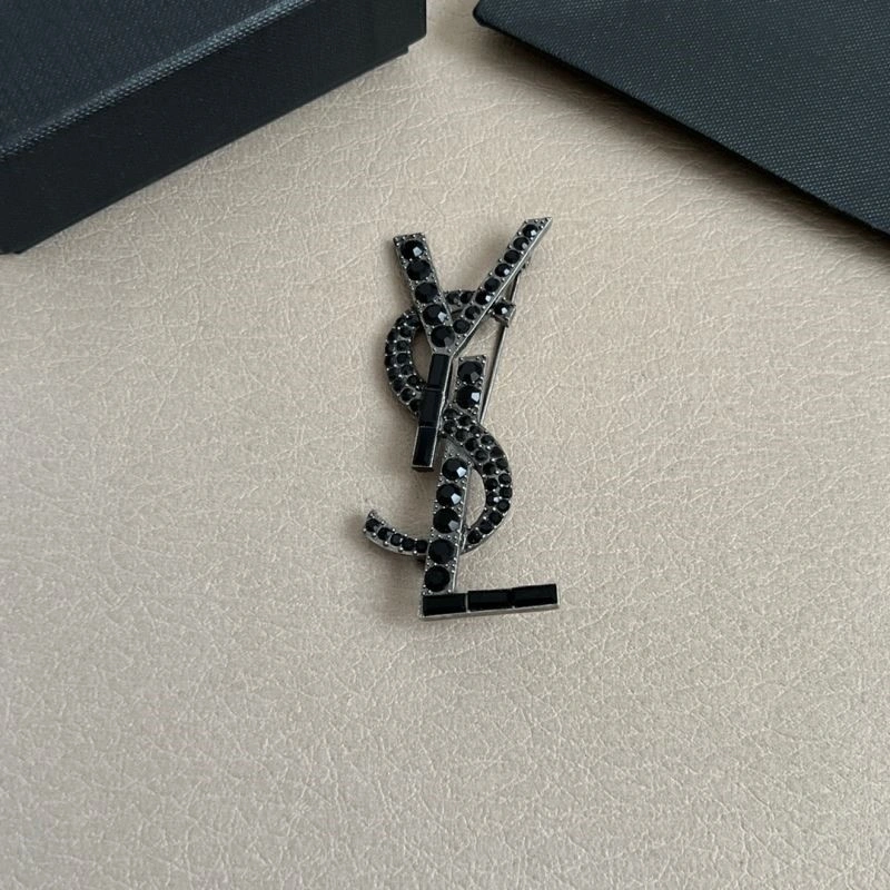 Discounted Ysl Brooches