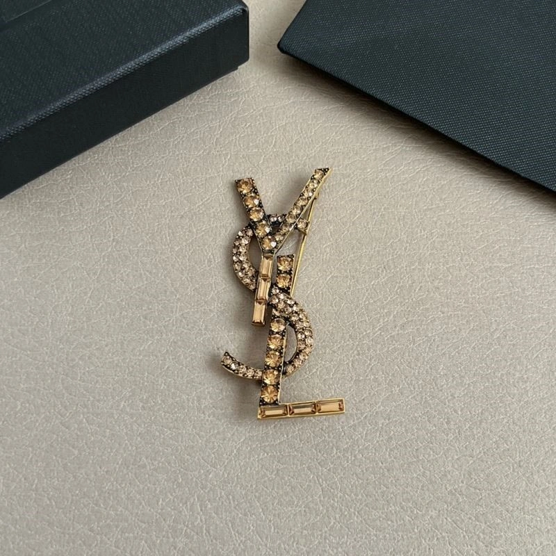 Low-cost Ysl Brooches
