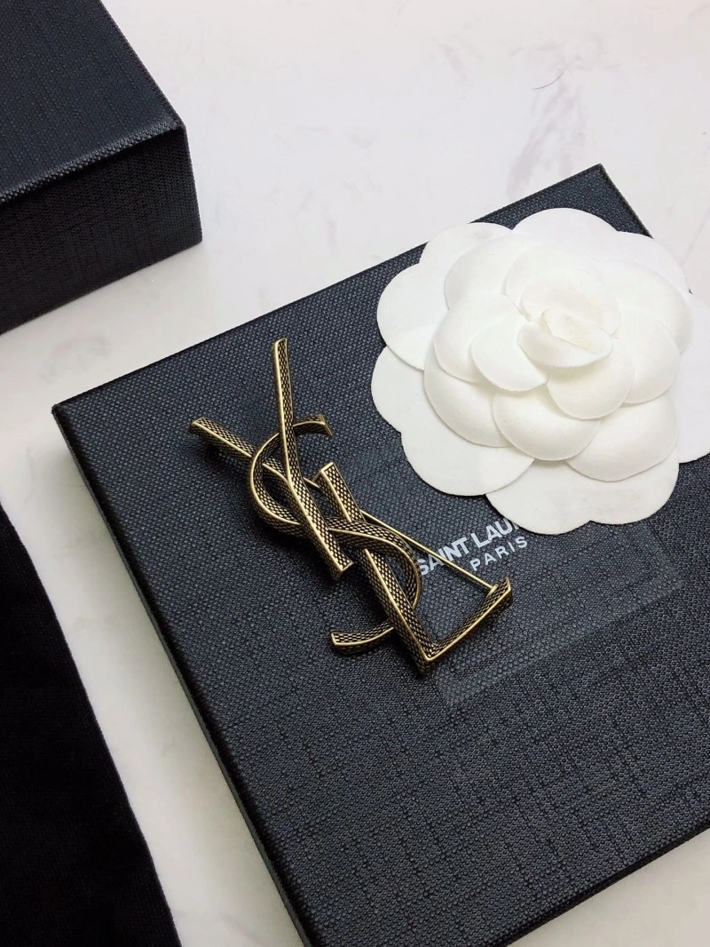 Discounted Ysl Brooches