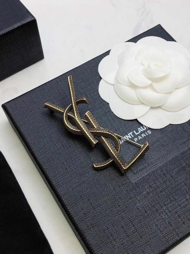 Discounted Ysl Brooches